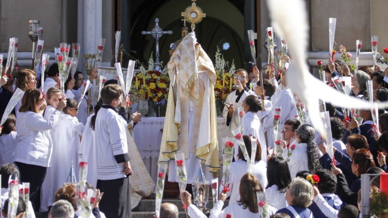Corpus Christi: saiba onde é feriado e origem da data