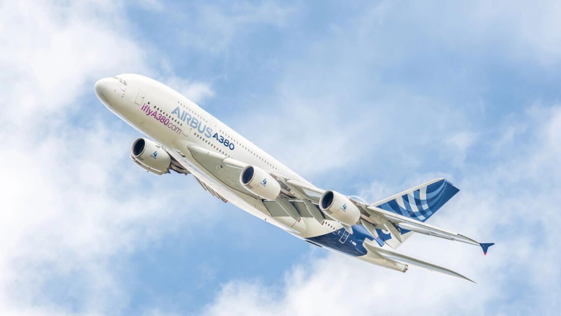 Airbus A380: maior avião do mundo tem curiosidades que vão te ...