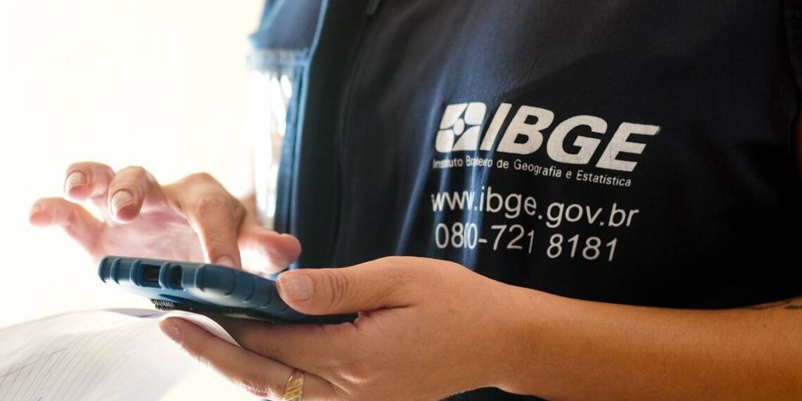 O que faz um recenseador do IBGE? Conheça a rotina deste profissional ...