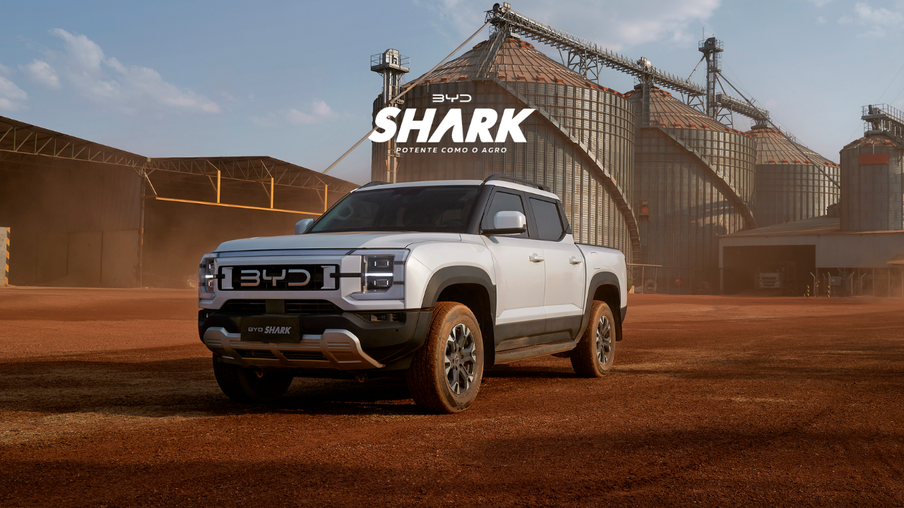 Navio da BYD chega ao Brasil com mais de 5 mil carros, veja novidades