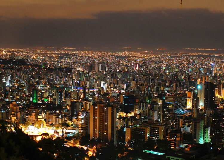 Visitar essa cidade é como voltar no tempo para o Brasil colonial ...
