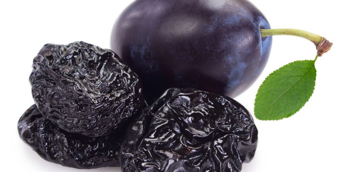 Ameixa seca é o segredo para ossos fortes e músculos firmes - Correio ...