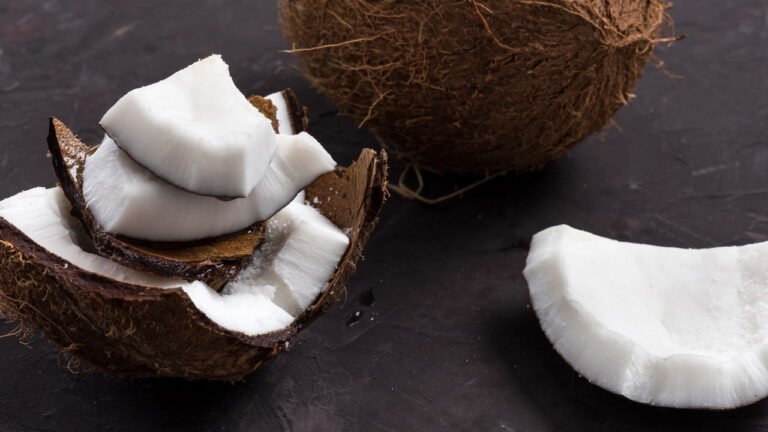 Coco é bom para Gastrite? Saiba como consumir e quais seus benefícios ...