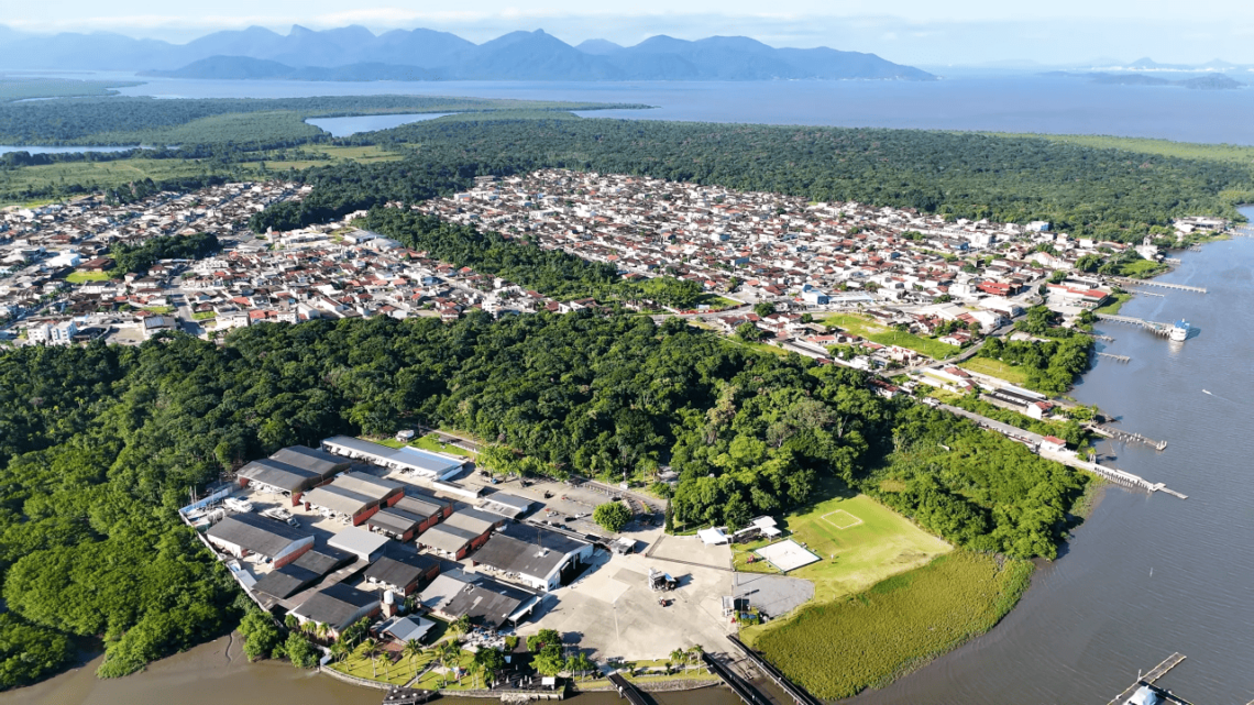 A Cidade dos Príncipes é a maior de Santa Catarina e a única no mundo ...