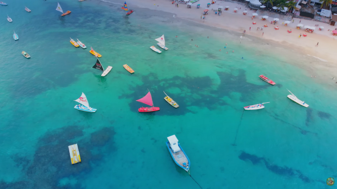 Esse paraíso nordestino foi eleito como a melhor praia do Brasil ...