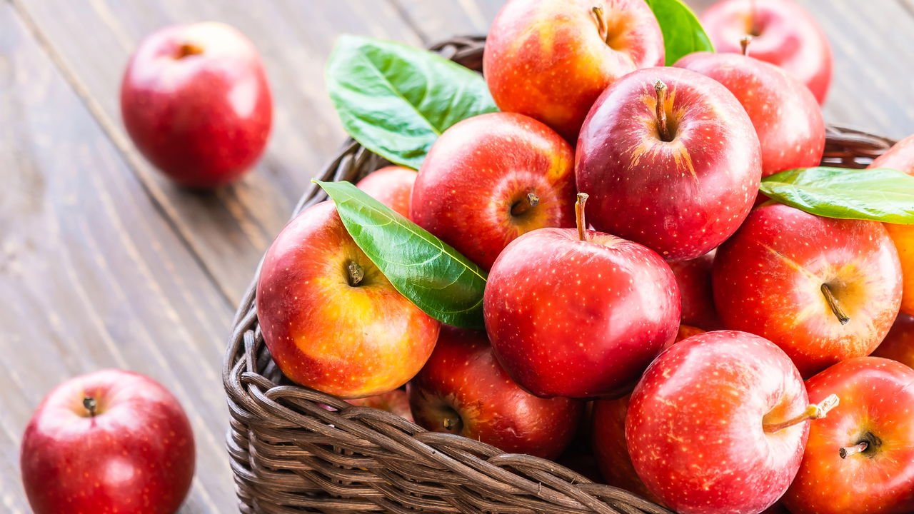 Maçãs ou bananas? Dietistas revelam qual fruta é a escolha mais inteligente