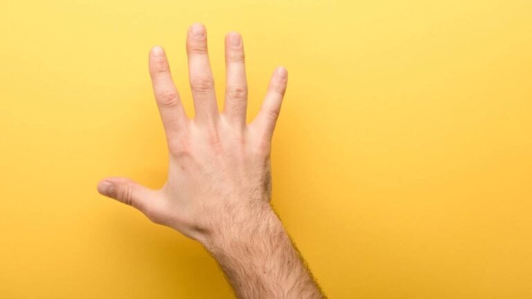 Os nomes corretos dos dedos da mão e por que isso importa - Correio ...